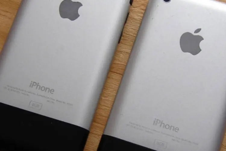 A evolução do iPhone em 12 fotos | Exame