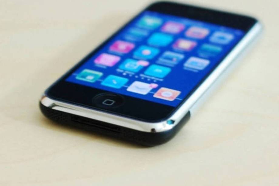 A evolução do iPhone em 12 fotos | Exame