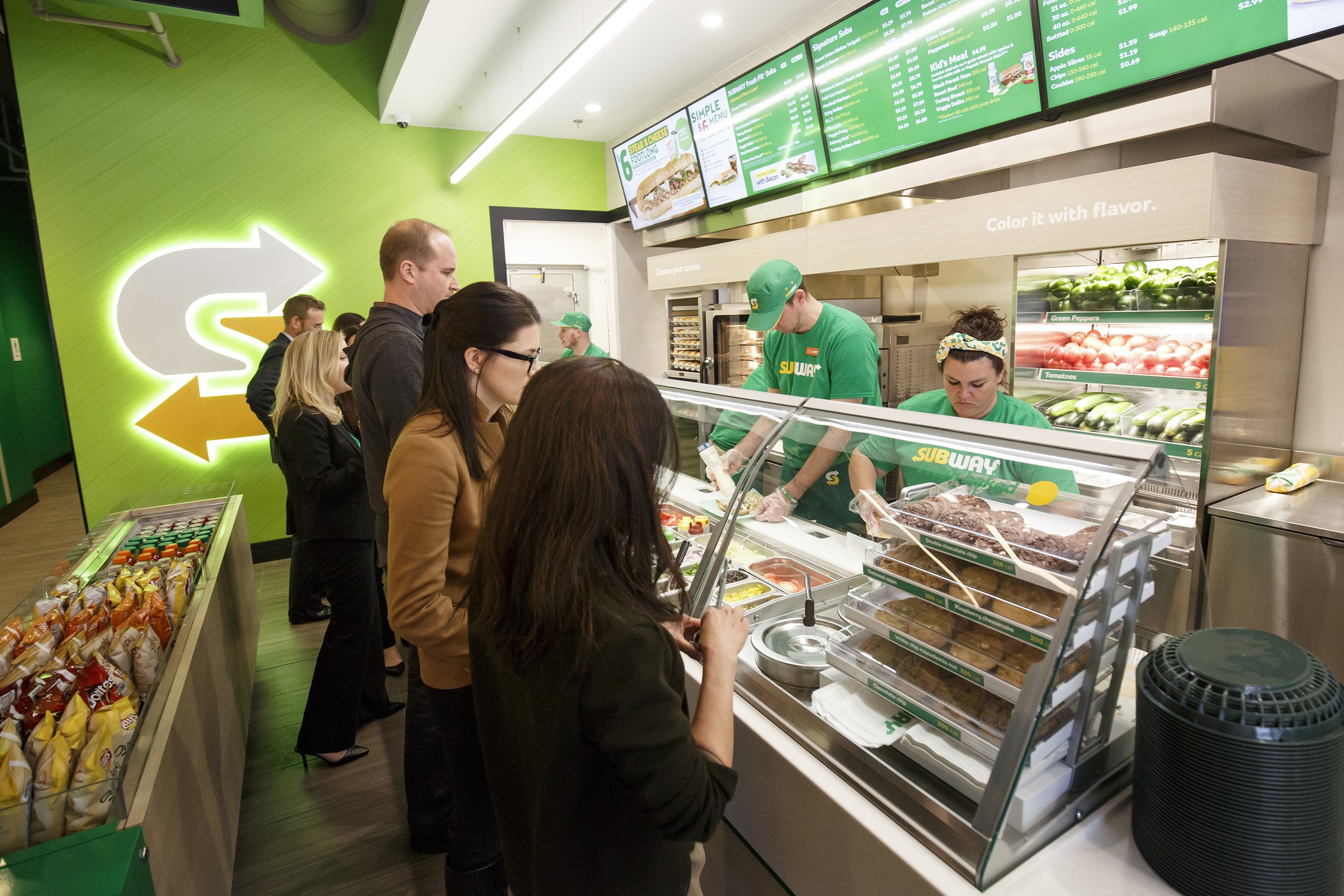 Subway refresca suas lojas com novo design | Exame