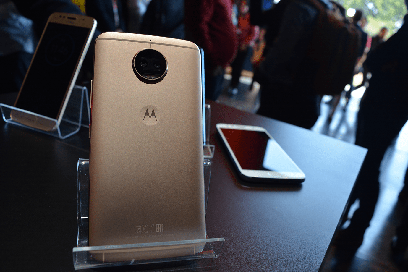 Motorola lança Moto G com câmera dupla com preço competitivo | Exame