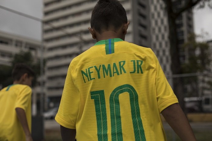 Nike lança campanha da Copa com Philippe Coutinho, Willian e Ronaldo ...