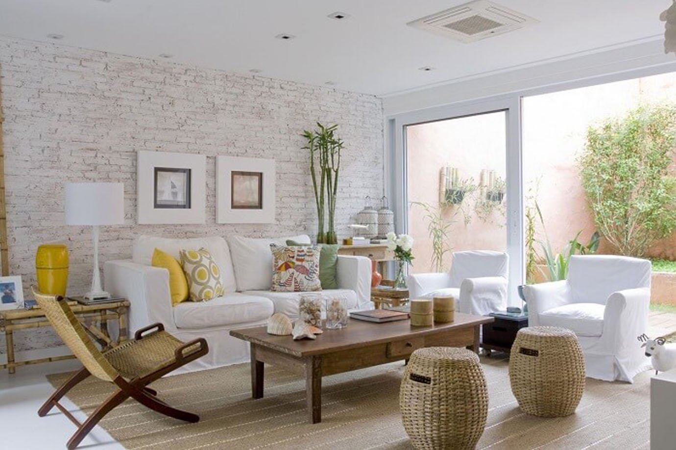 Como usar móveis rústicos em ambientes modernos | Exame