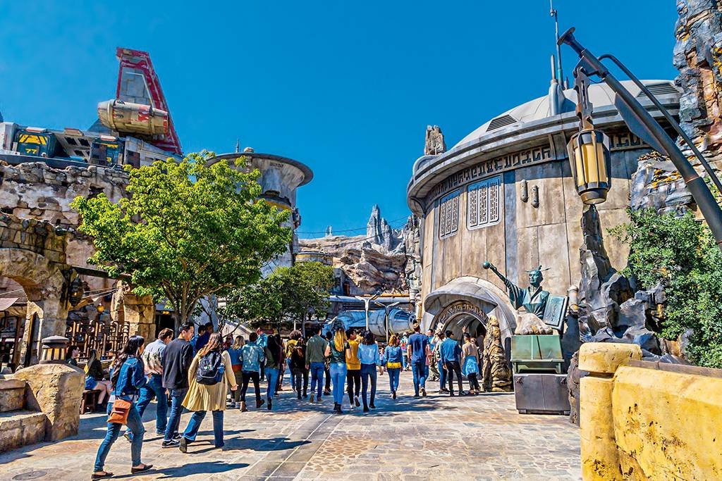 Com mega parque, Rússia inaugura "Disneylândia" própria – mas sem a ...