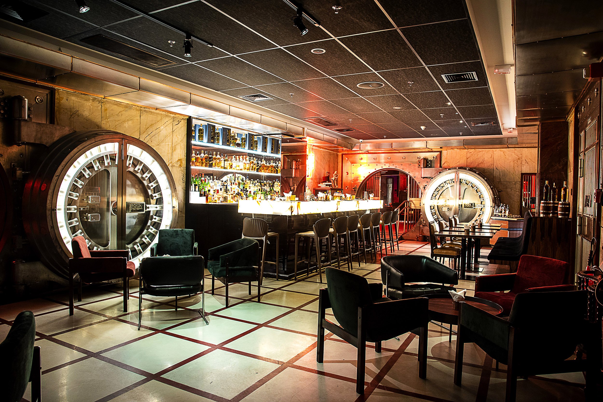 51º melhor bar do mundo, o subterrâneo SubAstor reabre na pandemia | Exame