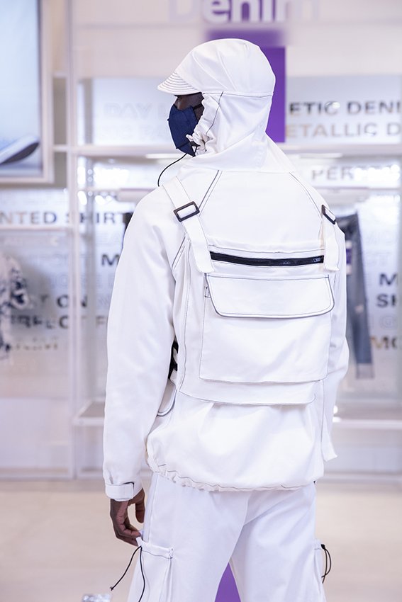 Roupas anti-coronavírus ganham o primeiro desfile só para elas | Exame