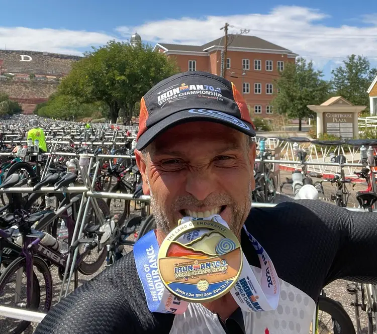 Do Met Gala ao Ironman: a vida casual de Alexandre Birman | Exame