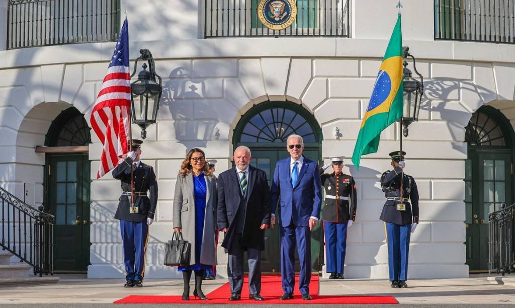 Lula e Biden fazem discurso em defesa da democracia e preservação da ... Lula e Biden fazem discurso em defesa da democracia e preservação da ...