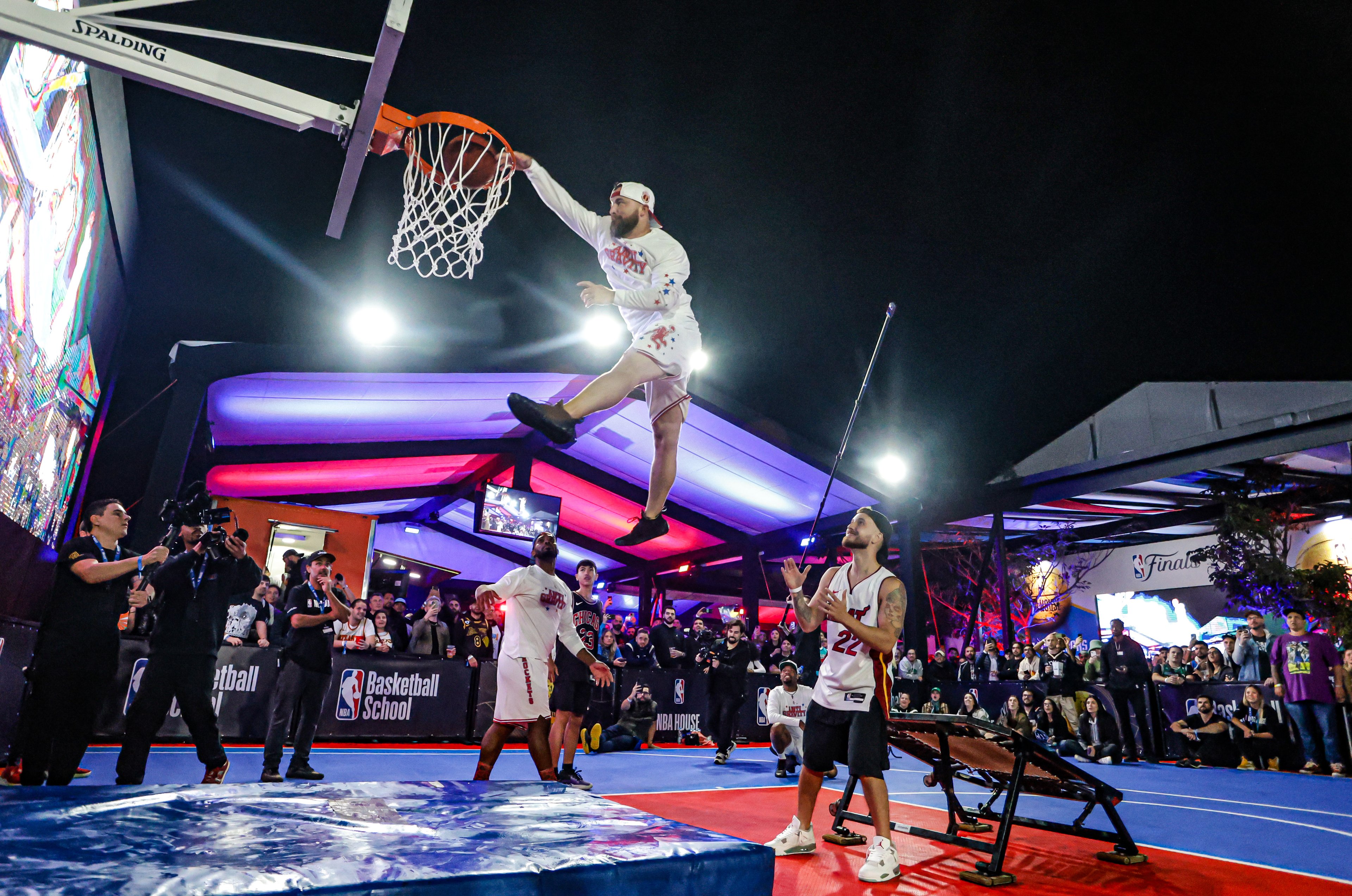 Por dentro da NBA House 2026: veja a prévia oficial da experiência ...